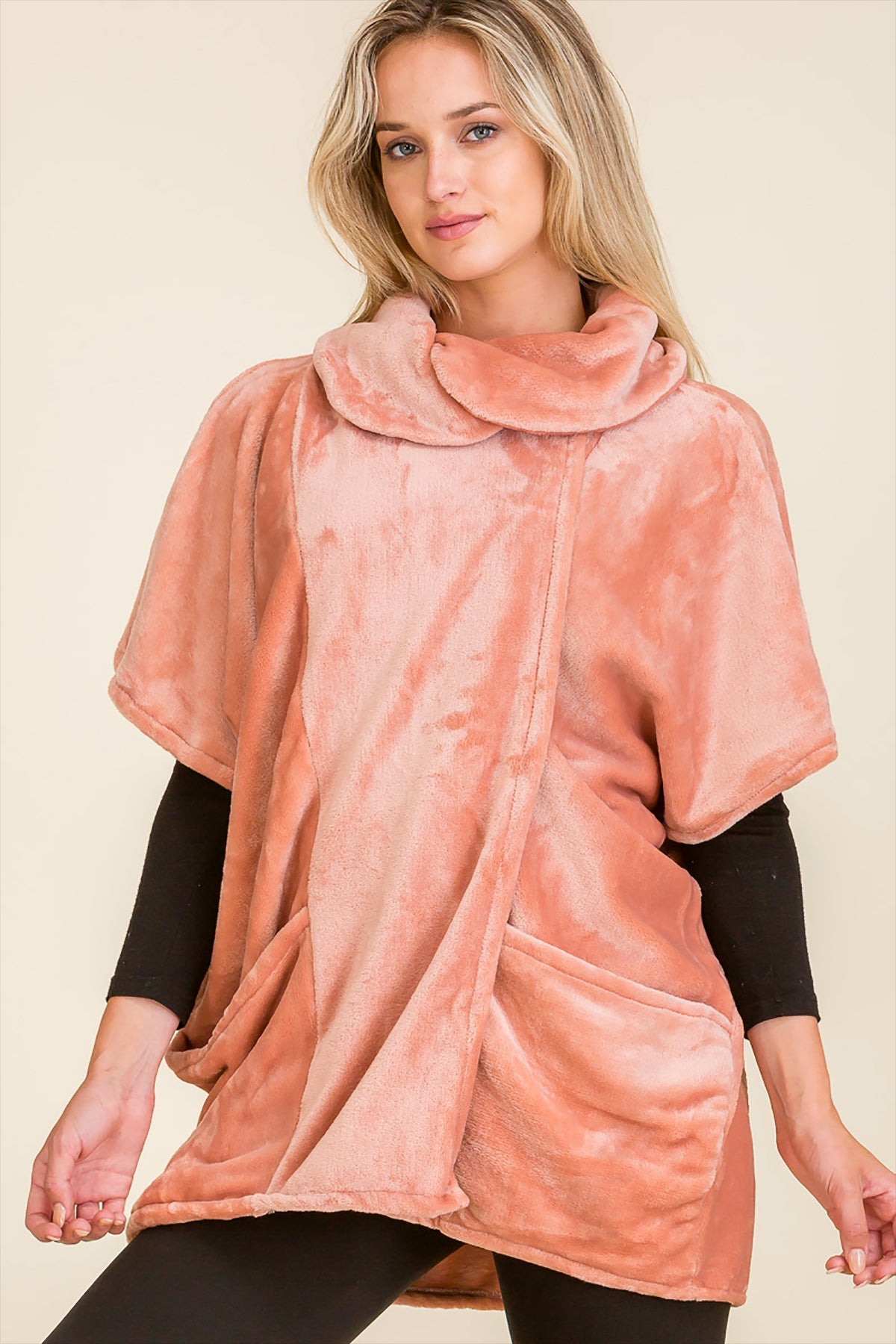 TURTLE NECK POCKET PONCHO 3 ASSORTED COLORS – Riah Fashion